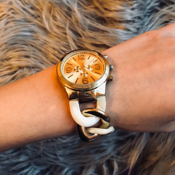 Zara | Accessories | Gold Chain Watch | Poshmark